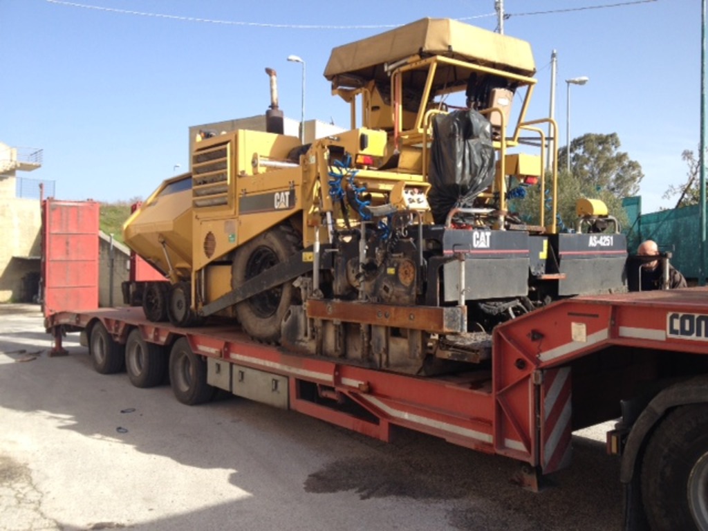 FINISHER CAT AP 600 ANNO 2007, Firenze, Toscana - Annunci Industriali