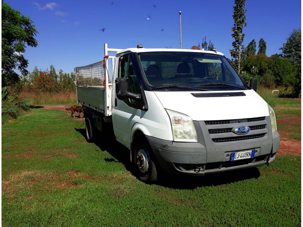 Autocarro Ford Transit 350M con Cass, Latina, Lazio - Annunci Industriali