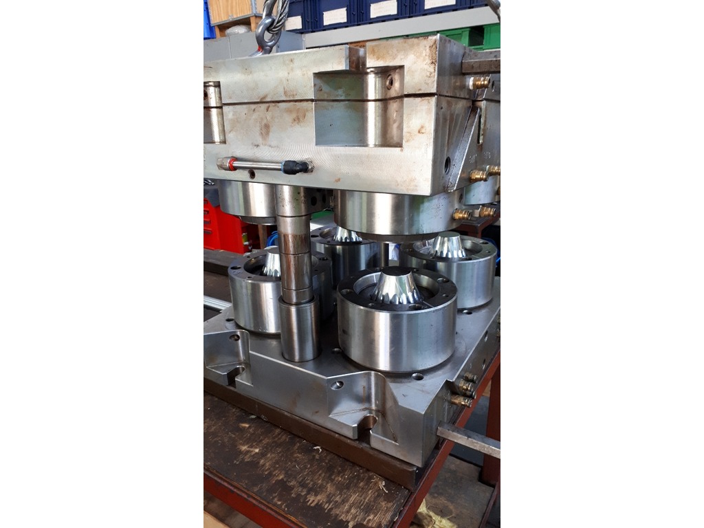 Stampo per materiale plastico, , Emilia-Romagna - Annunci Industriali