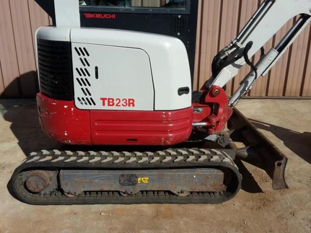 Miniescavatore Takeuchi TB 23, Brindisi, Puglia - Annunci Industriali