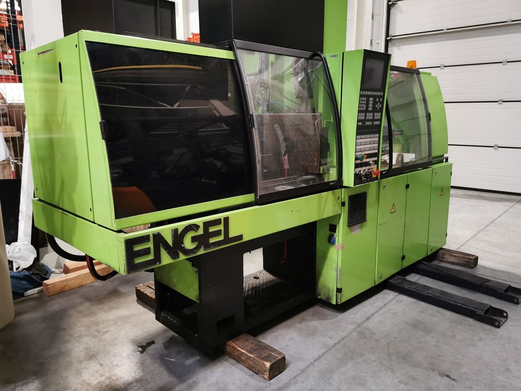 Presse a iniezione per plastica, Vendita Macchinari Usati - Annunci ...